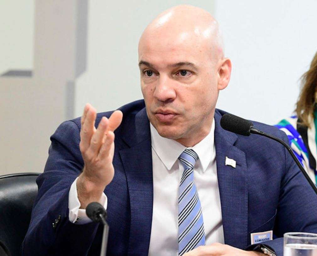 Demitido, ex-número 2 da Abin diz que foi responsável pelo início das ...